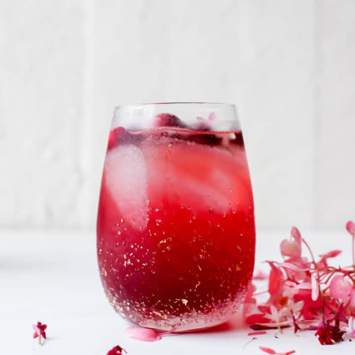 Cranberry Rosé: A Delicious Cranberry Cocktail Recipe - G-Free Foodie